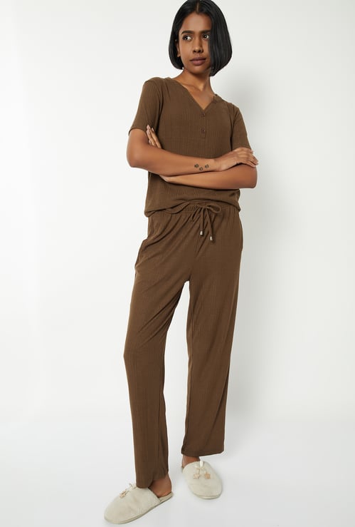 Pyjamas - Buy Trendy Pyjamas Online in India | Max Fashion