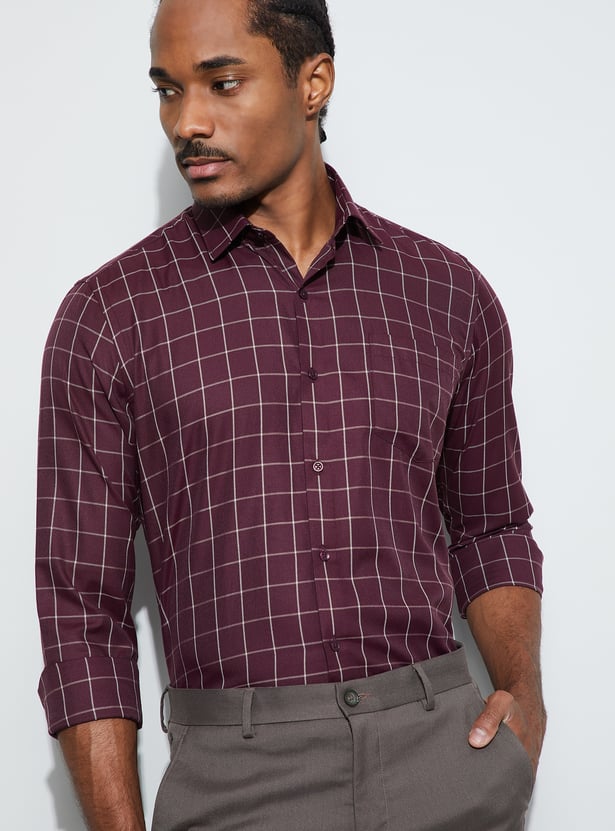 Buy CODE Checked Slim Fit Formal Shirt from CODE at just INR 999.0