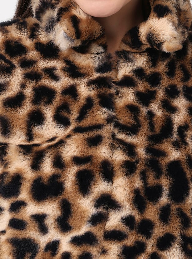 Buy KRAUS Leopard Print Teddy Jacket from Kraus at just INR 4999.0